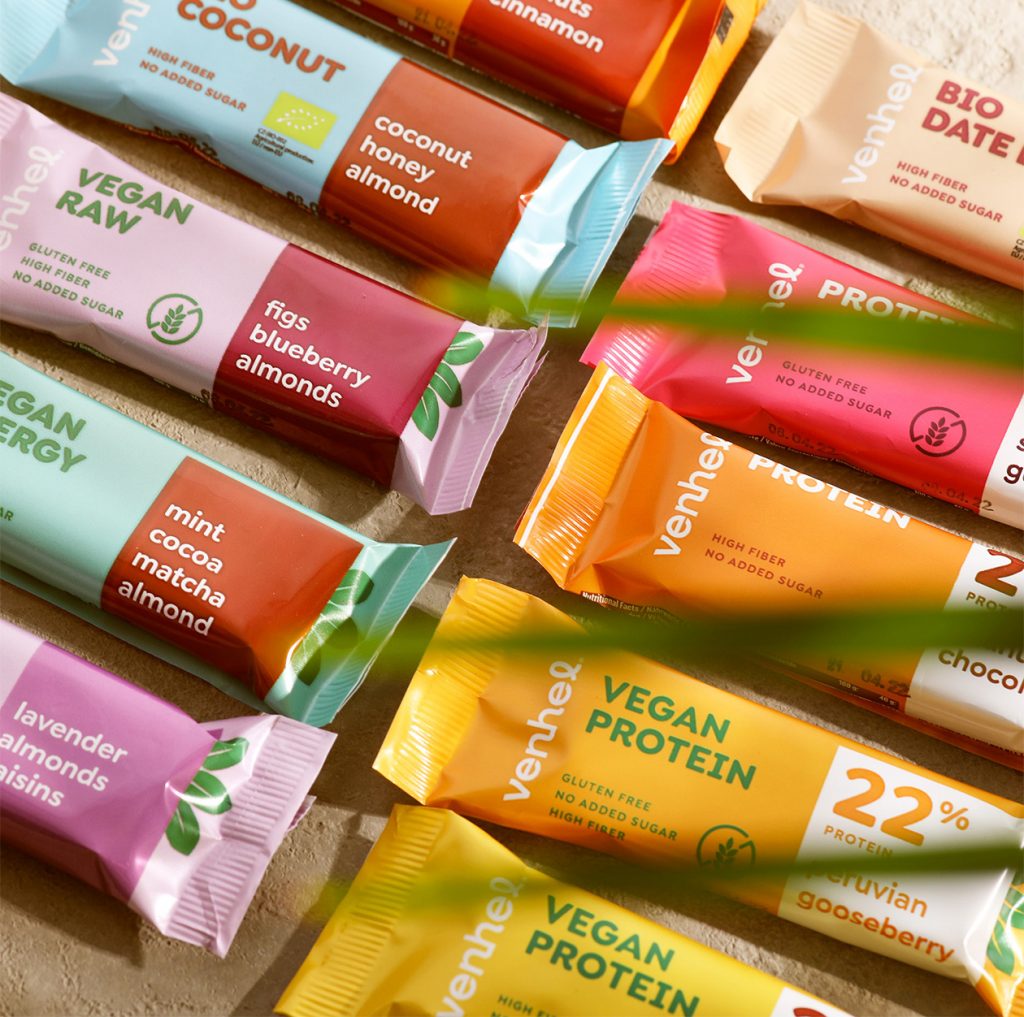 Minimalist packaging design for raw, vegan and protein bars - MAISON D ...